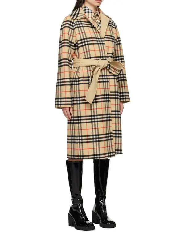 Burberry Long Sleeved Belted Reversible Trench Coat - Flaxen