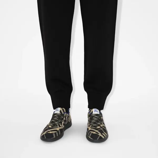 Burberry Checked Lace-up Sneakers - Black Check