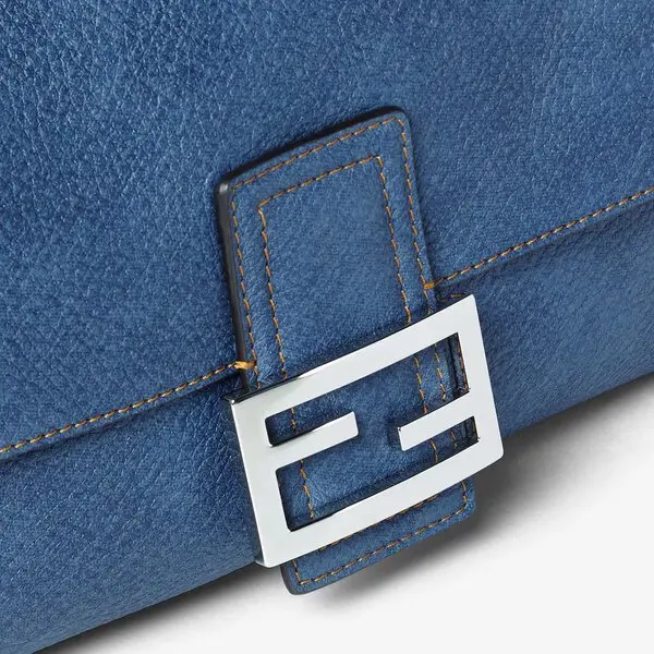 Fendi Baguette Ff Plaque Shoulder Bag - Blue