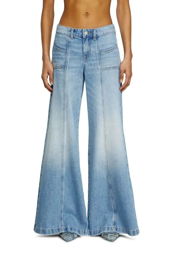DIESEL® D-akiid Flared Jeans - Light Blue