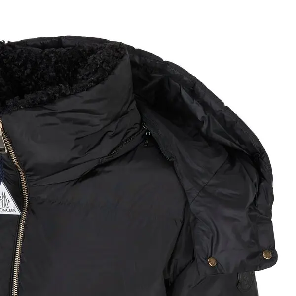 Moncler Briant Hooded Long Down Jacket With Teddy Fleece Collar - Black