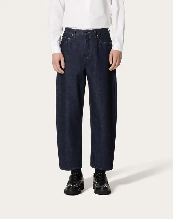 Valentino Garavani Cropped Jeans With Vlogo Detail