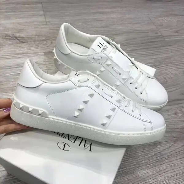 Valentino Garavani Rockstud Untitled Sneakers - White
