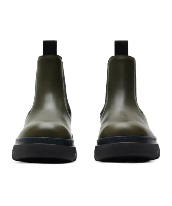 Burberry Round-toe Chelsea Boots - Black