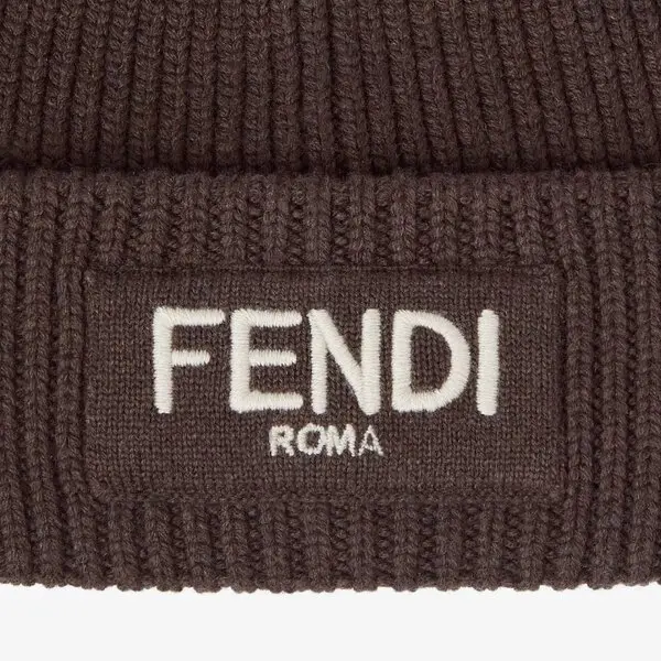 Fendi Logo Embroidered Pompom Detail Beanie - Brown