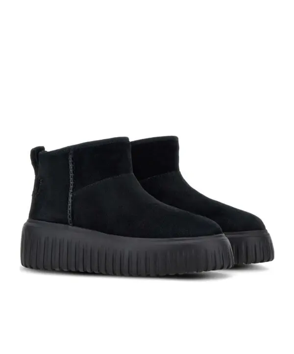 Hogan Suede Slip-on Ankle Boots With Logo Patch - Black