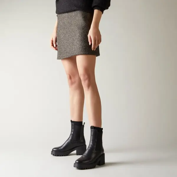 Hogan Round Toe Slip-on Ankle Boots With Convex Outsole - Black