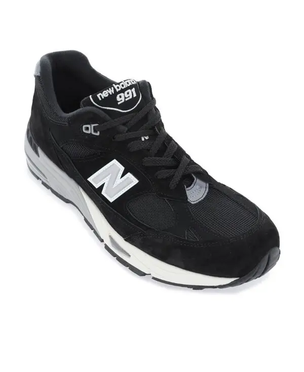 NEW BALANCE 991 Low-top Lace-up Sneakers - Black