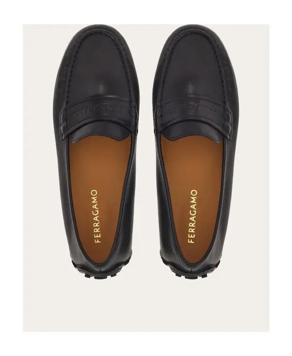 FERRAGAMO Logo Embossed Slip-on Loafers