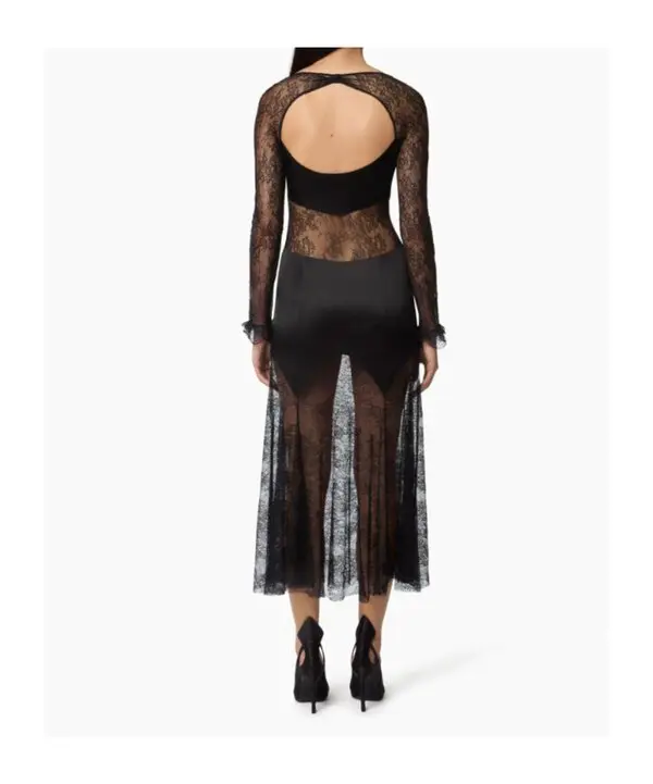 Nina Ricci Long Lace Dress With Sweetheart Neckline
