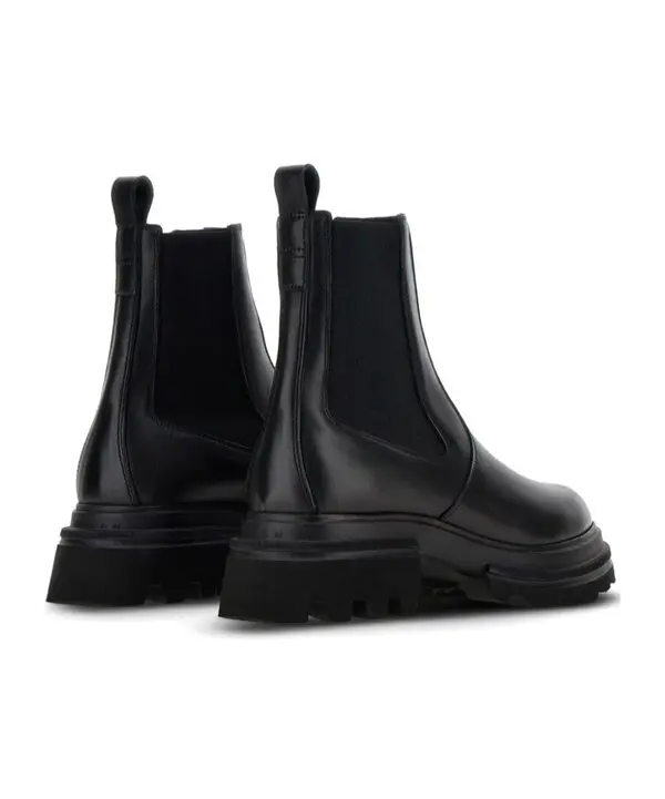 Hogan Round Toe Chelsea Ankle Boots With Serrated Sole