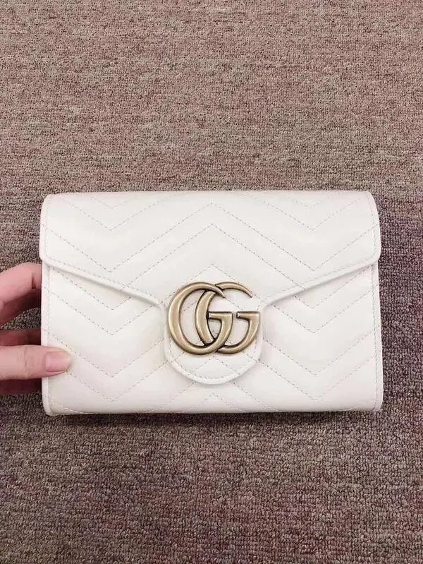 Gucci Gg Marmont Quilted Woc - Brown