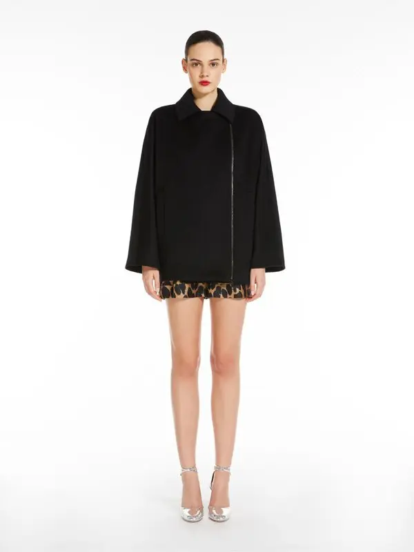 Max Mara Zip Detailed Long-sleeved Coat