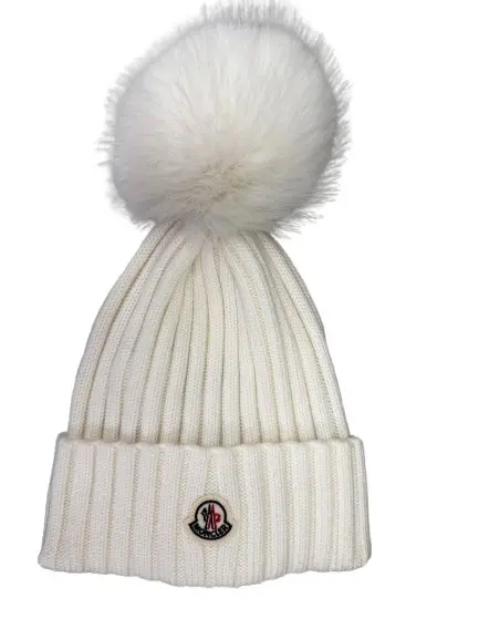 Moncler Logo Patch Pompon Knitted Beanie - White