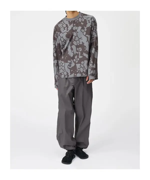 GOLDWIN Crew Neck Long Sleeve Sweater With Spiral Construction And Thumb Holes