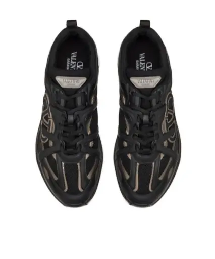 Valentino Garavani Vlogo Easyjog Lace-up Sneakers - Black/khaki