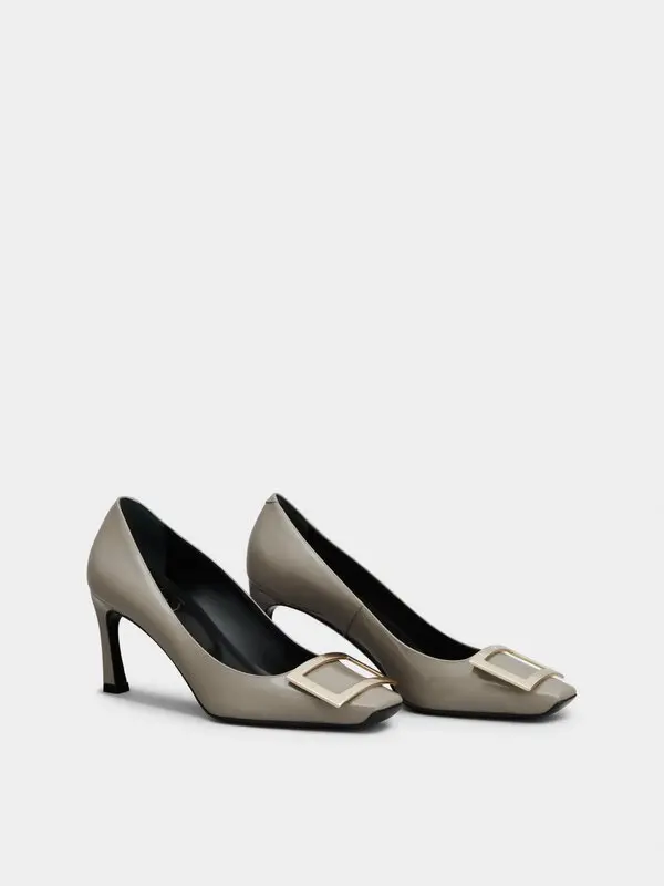 ROGER VIVIER Trompette Buckle Pumps - Beige