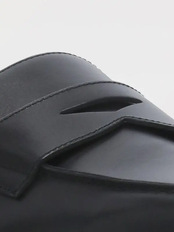 DOUCAL'S Almond Toe Loafers With Logo Detail
