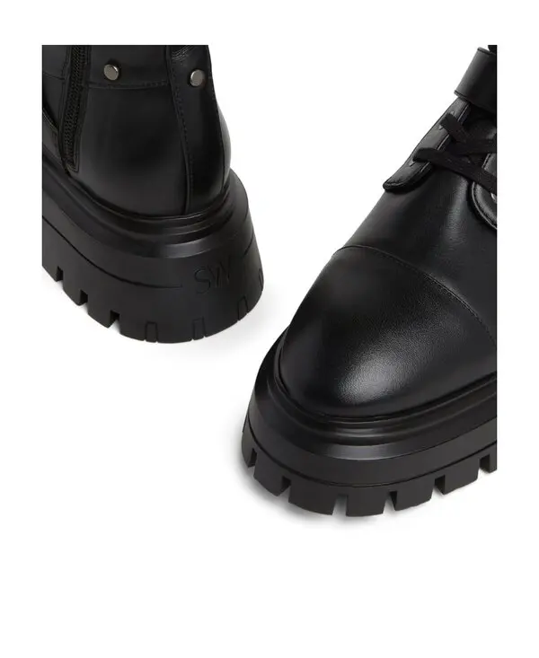STUART WEITZMAN Maverick Bedford Lace-up Boots