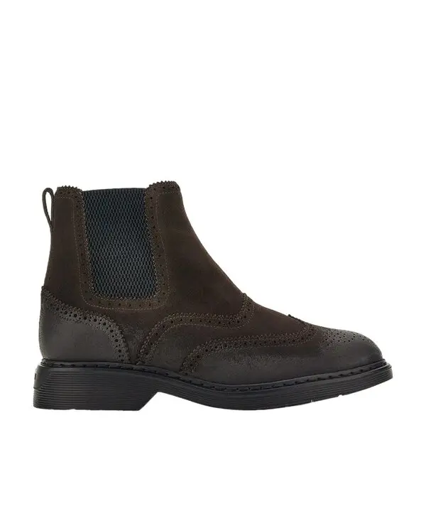 Hogan Round-toe Suede Chelsea Boots With Wingtip Detailing