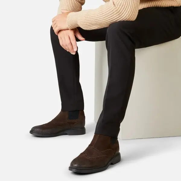 Hogan Round-toe Suede Chelsea Boots With Wingtip Detailing