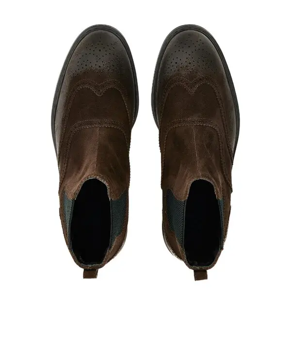 Hogan Round-toe Suede Chelsea Boots With Wingtip Detailing