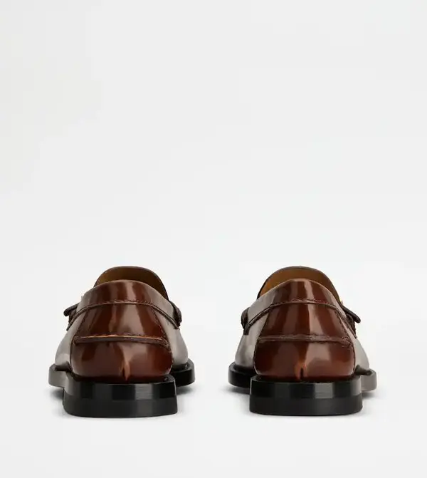 TOD'S Logo Pendant Buckle Detailed Loafers