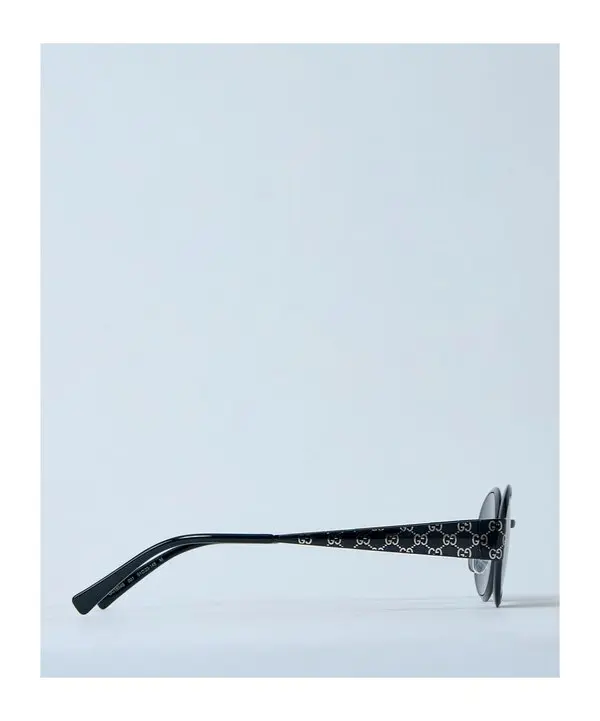 Gucci Oval Frame Sunglasses With Logo Detail
