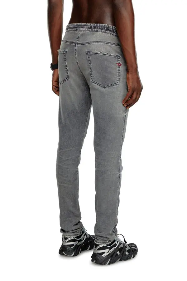 DIESEL® 2060 D-strunk Jogg Jeans