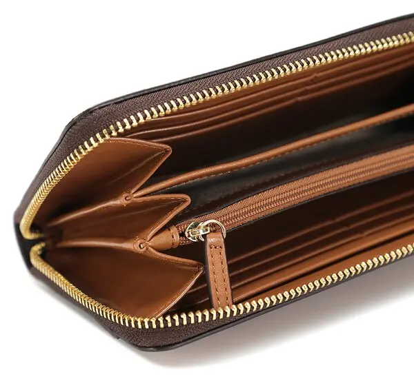 Michael Kors Logo Plaque Zipped Wallet