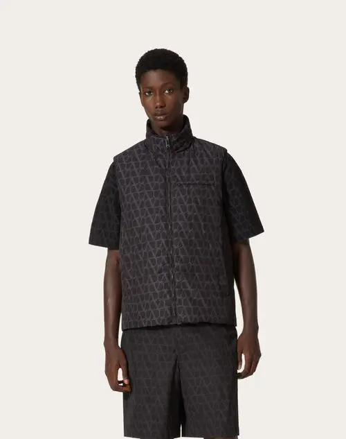 Valentino Garavani High Neck Zip-up Gilet With Iconograph Canvas Printing