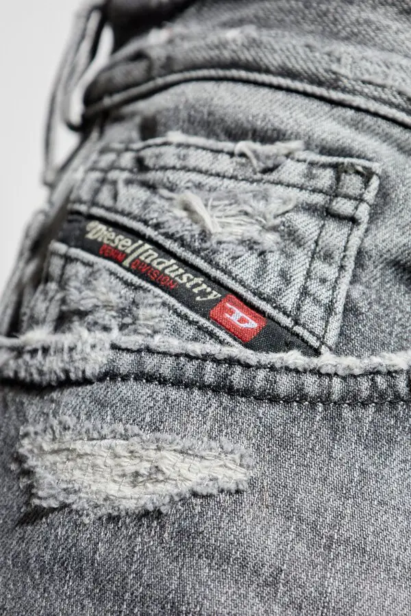 DIESEL® 1996 D-sire Distressed Jeans - Grey