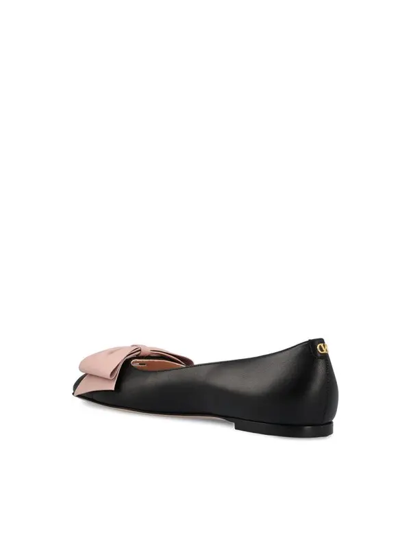 Valentino Garavani Round Toe Ballet Flats With Bow Detailing - Black