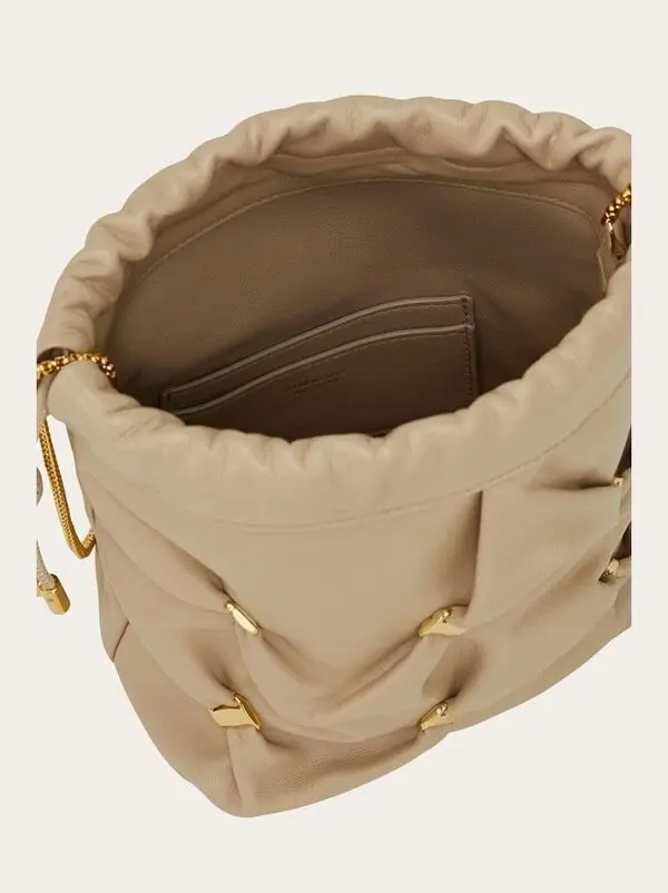FERRAGAMO Mini Bucket Bag With Vara Bow Detail - Stone
