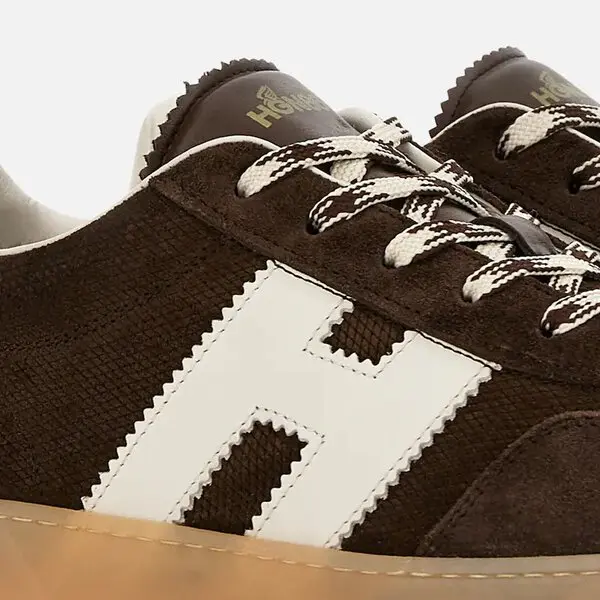 Hogan Logo-patch Lace-up Sneakers - Brown