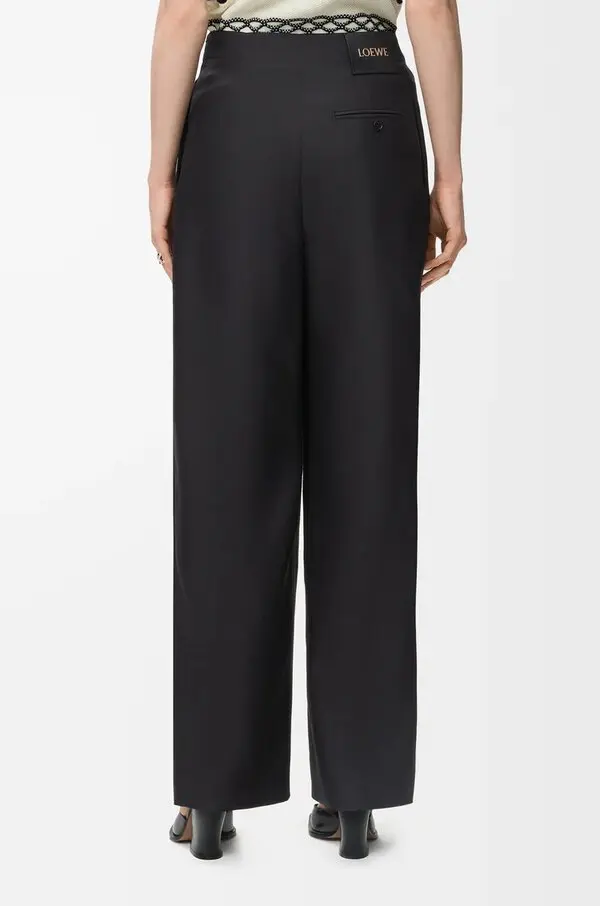 Loewe Belted Wool And Silk Trousers - Black