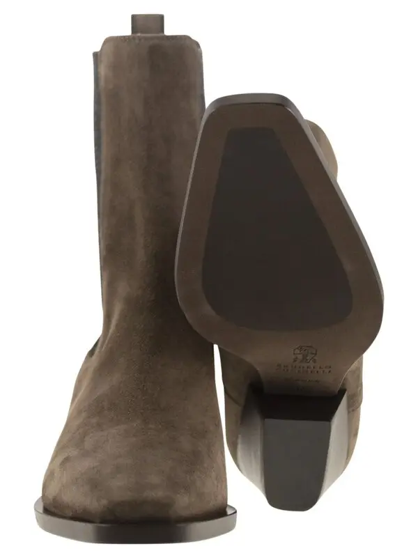 Brunello Cucinelli Pointed Toe Ankle Boots With Elastic Inserts