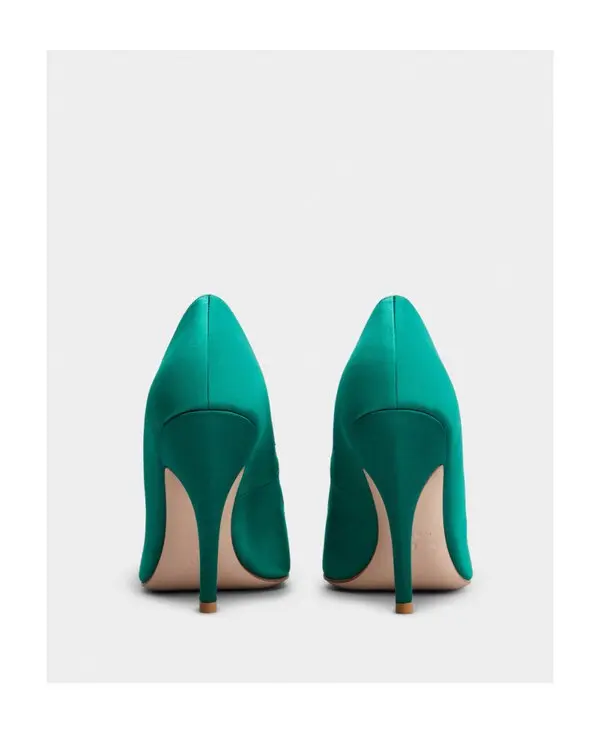 ROGER VIVIER Choc Love Vivier Satin Pumps