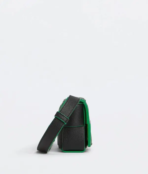 Bottega Veneta Logo Knitted Shoulder Bag - Black