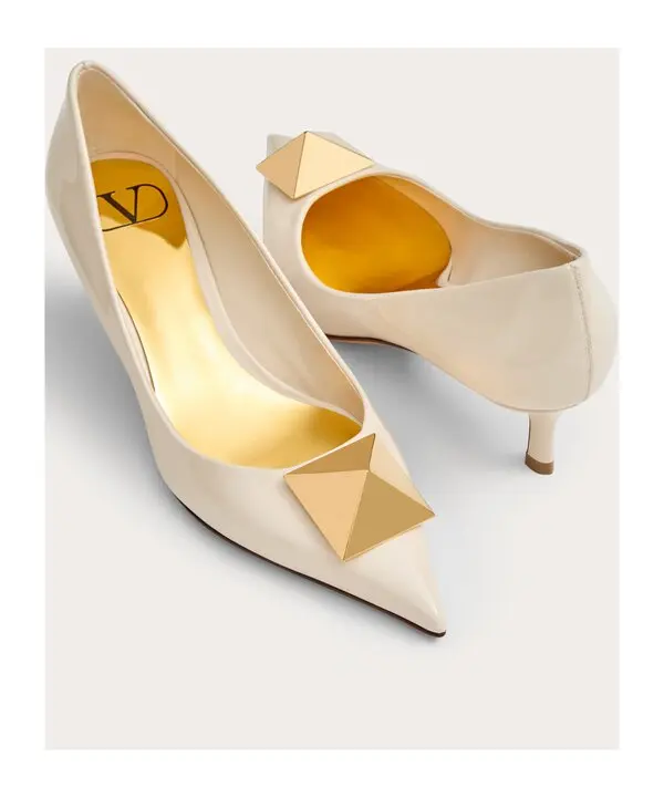 Valentino Garavani One Stud Pointed Toe Pumps