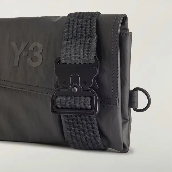 Y3 Sling Bag With Magnetic Flap Cargo Pocket - Black