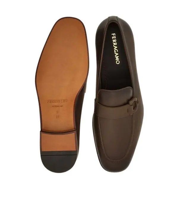 FERRAGAMO Gancini Loafers - Cement