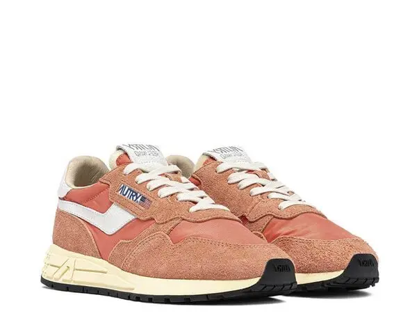 AUTRY Retro Runner Sneakers - Cracked White/pink