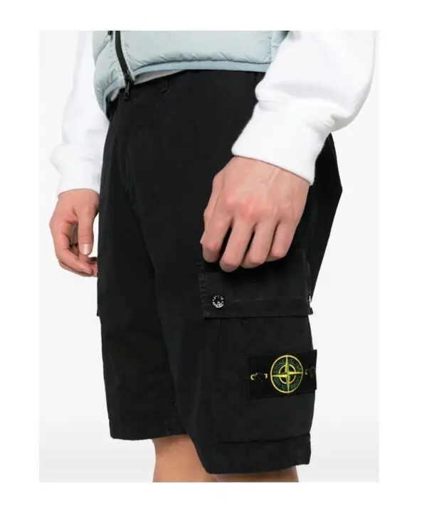 Stone Island Cargo Shorts With Detachable Compass Badge - Blue