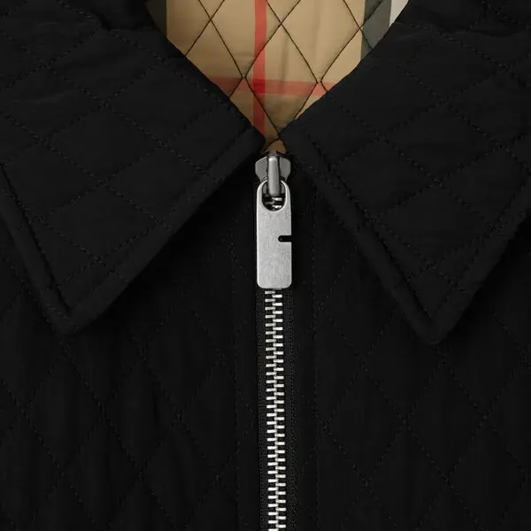 Burberry Quilted Zip-up Jacket With Checked Lining