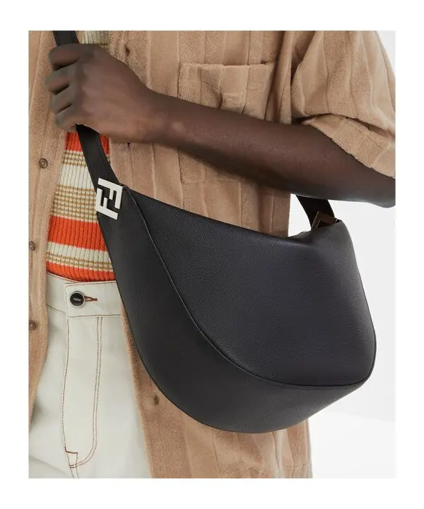Fendi Melon Zipped Crossbody Bag - Black