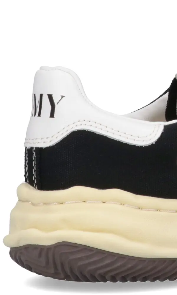 Mihara Yasuhiro Blakey" Lace-up Sneakers - Black