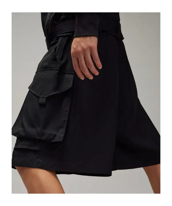 Y3 Drawstring Knee-length Cargo Shorts - Black