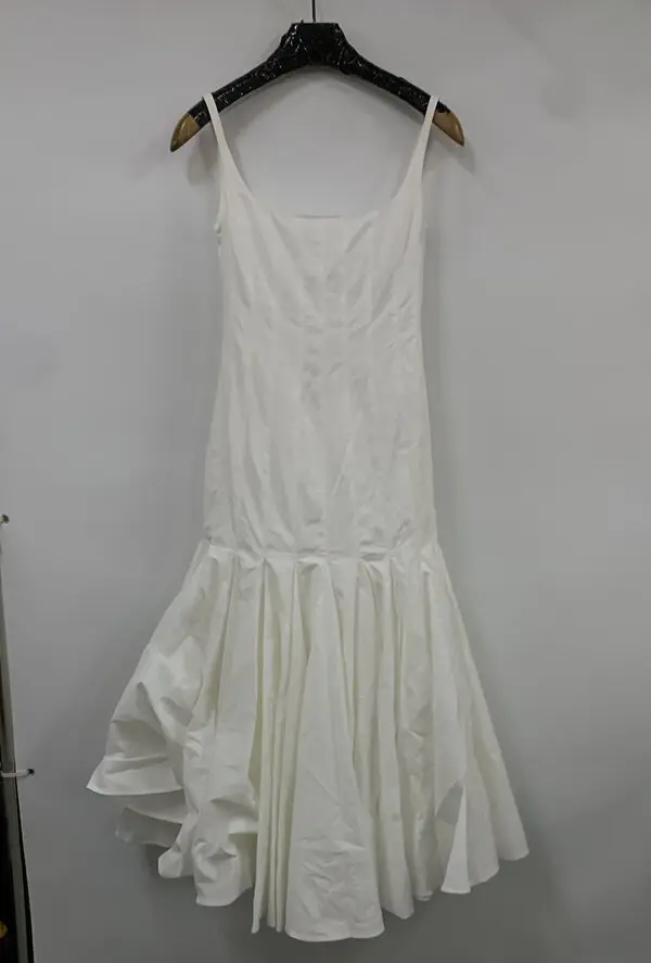 Jacquemus La Robe Agave Sleeveless Midi Dress - White