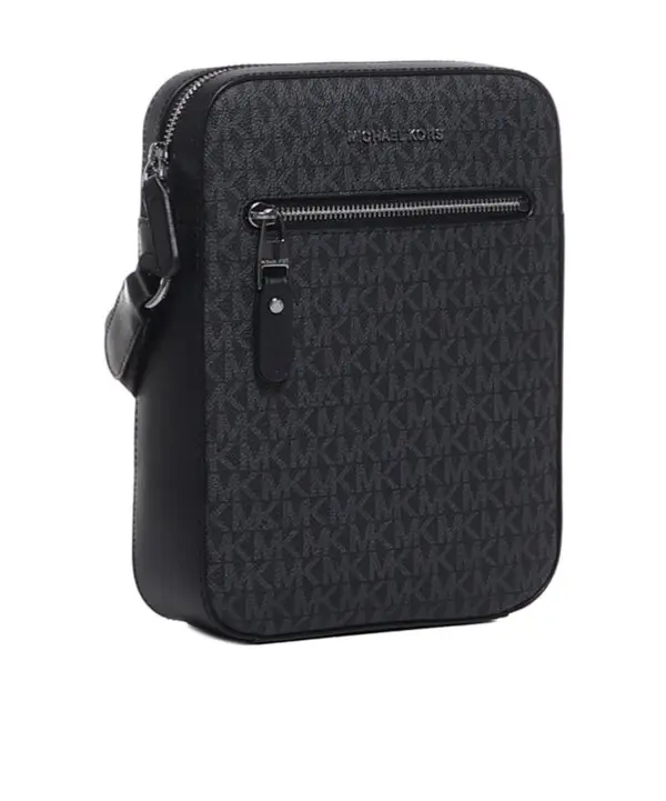 Michael Kors Varick Logo Detailed Zipped Messenger Bag